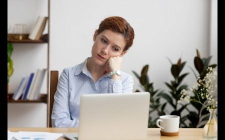 Quiet Quitting - a New Workplace Trend - Amazing Workplace