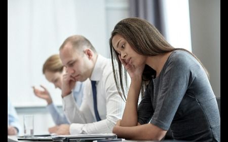 7 Signs of an Unhealthy Work Environment - Amazing Workplace