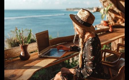 Why You Should Take a Workation - Amazing Workplace