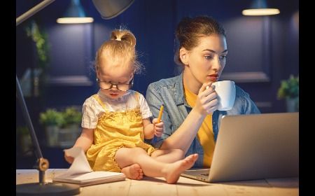 Families in Remote and Hybrid Workplaces - Amazing Workplace