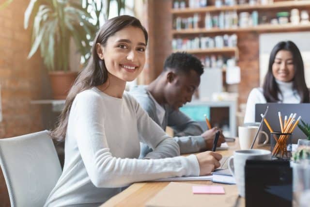 A Positive Employee Experience in the Workplace - Amazing Workplace